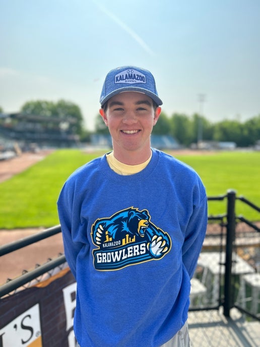 Outerwear | Kalamazoo Growlers